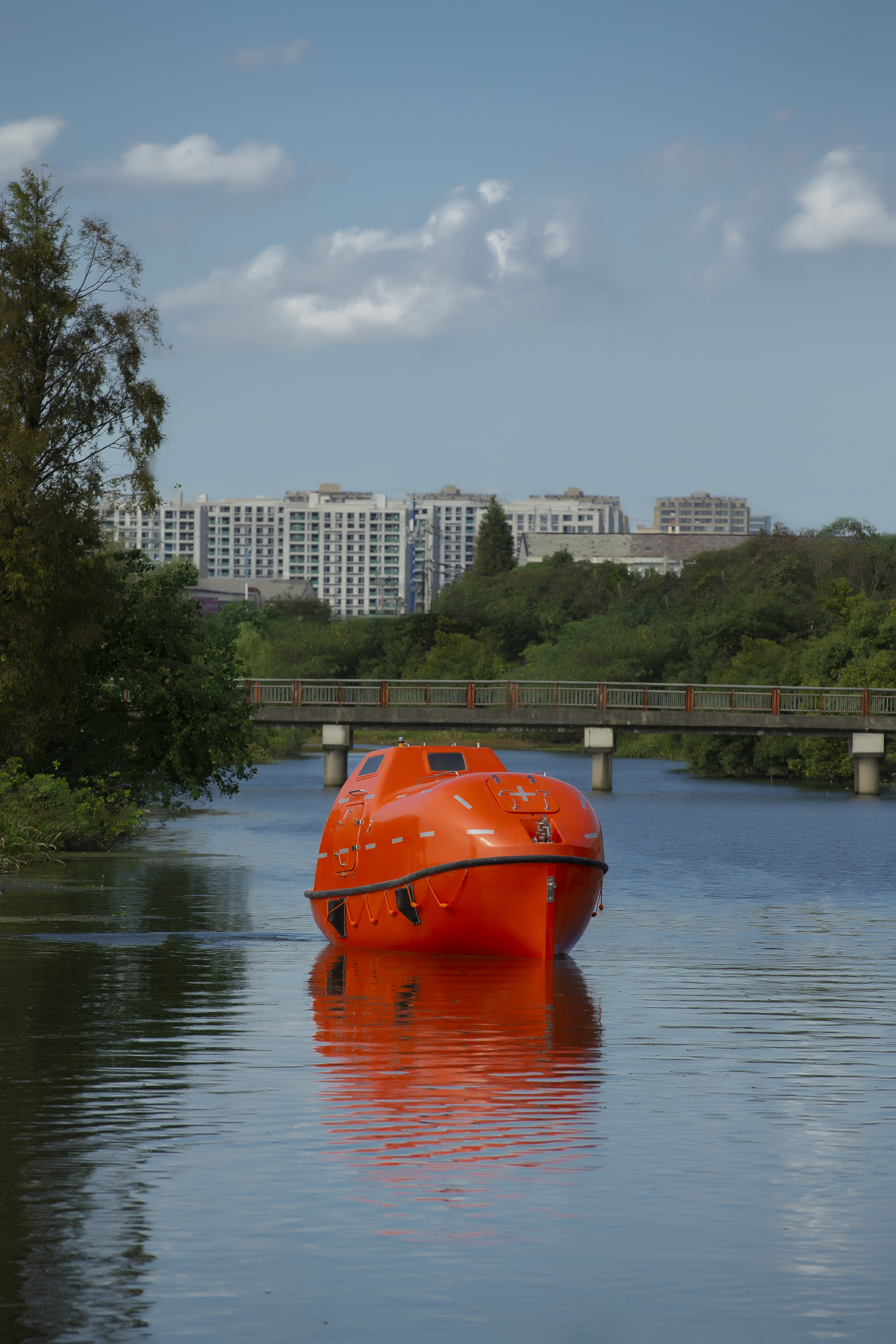 Lifeboat VS Resuce Boat, what you need to know? - New Marine